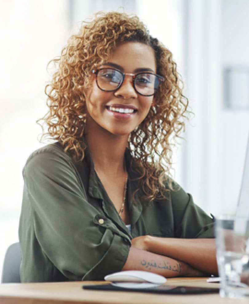 Phoebe Kunis - Wasalni Limousine | Limousine Service in Dubai and Abu ...